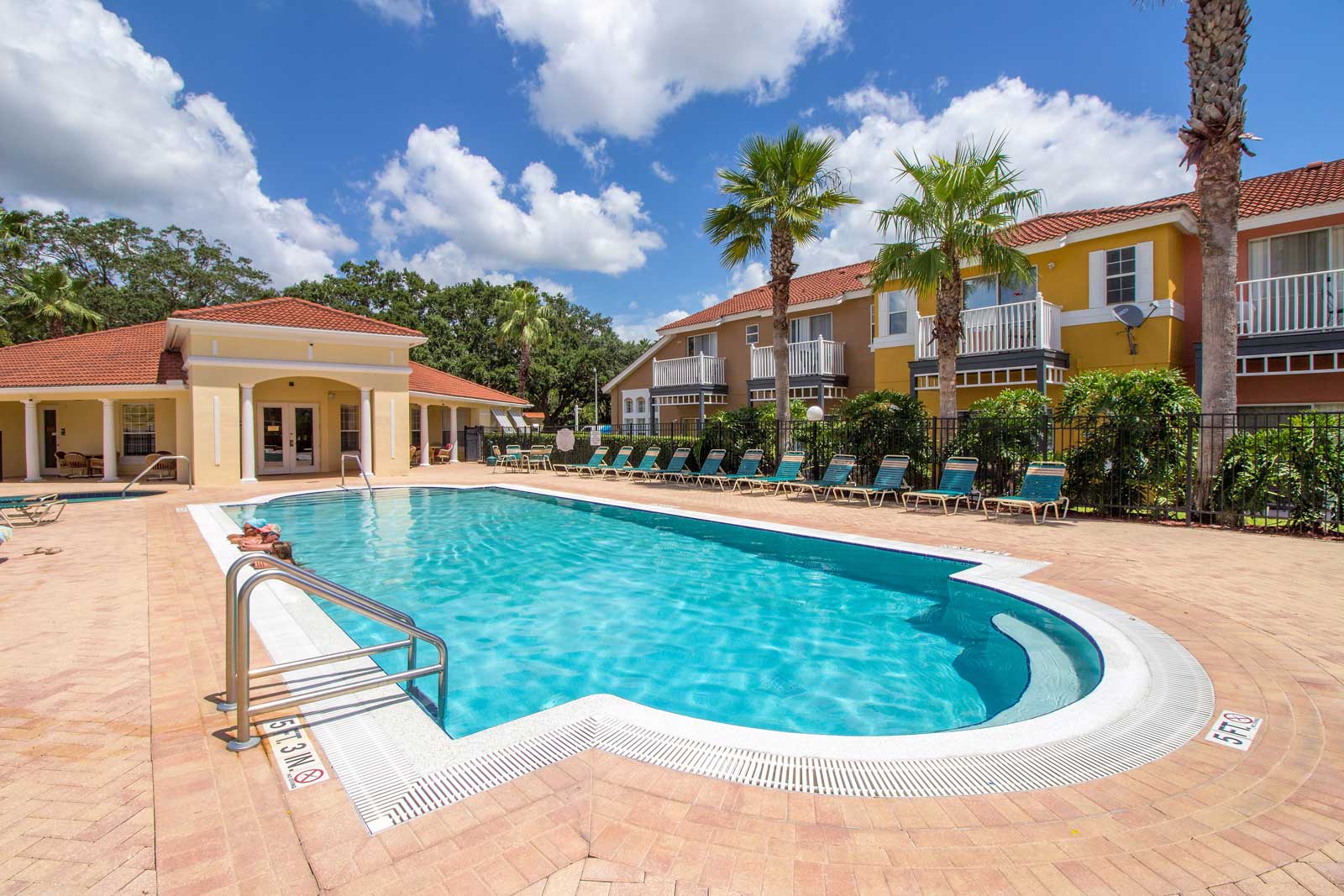 Ellis Exclusive Lake Berkley Resort - Ellis Exclusive